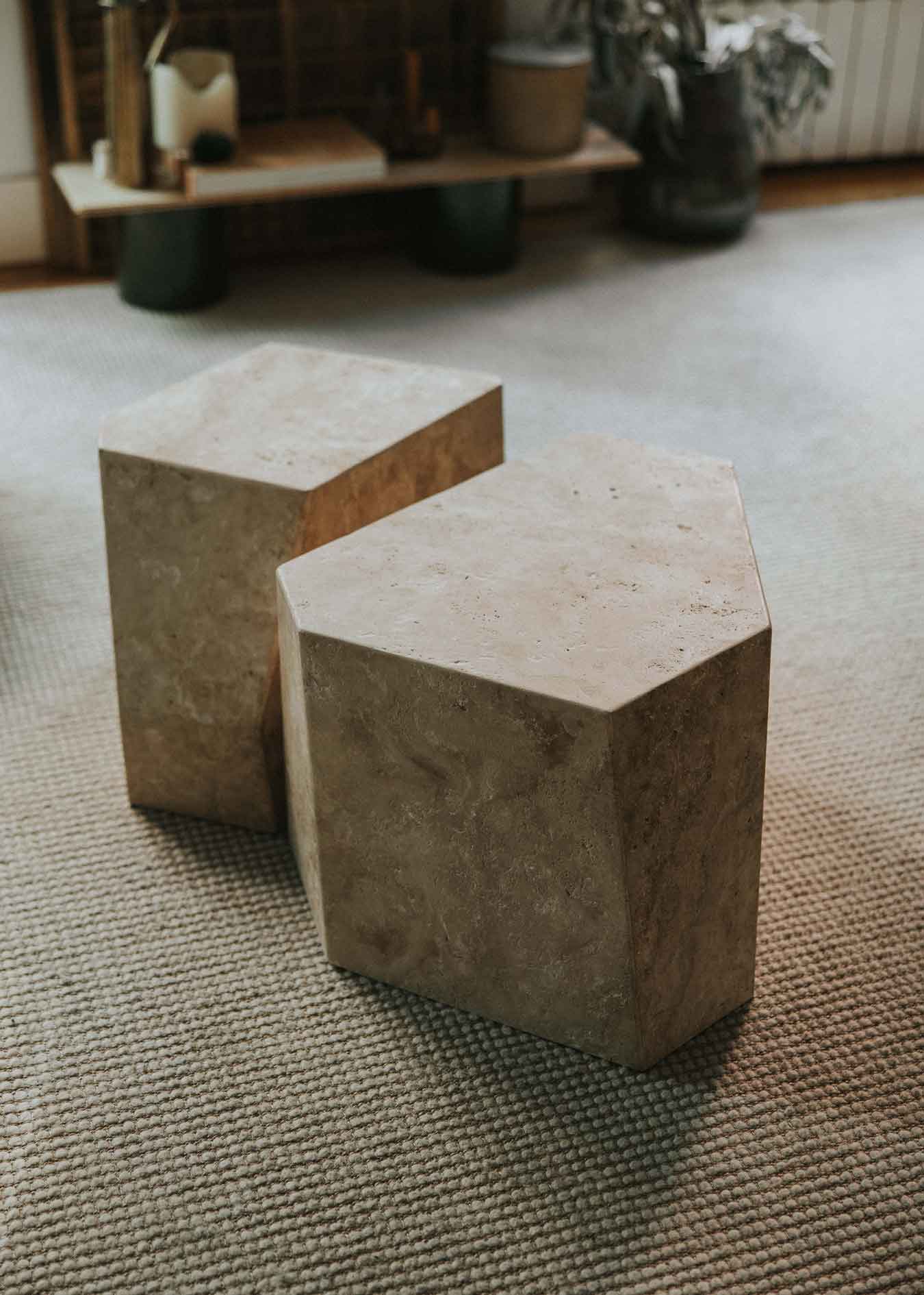Travertine marble coffee table by De la Villa Studio | Canica